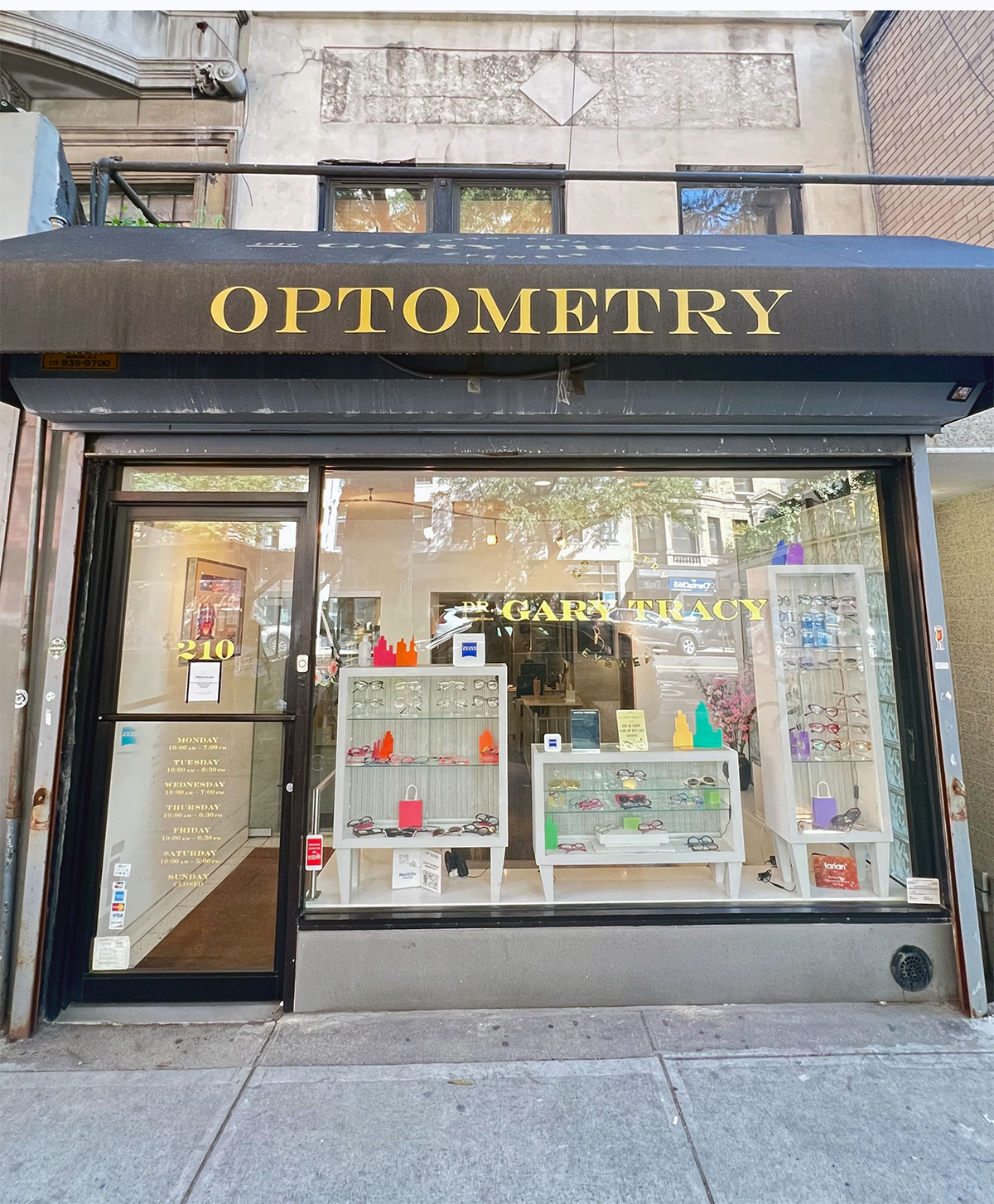 Optometrist Upper West Side | Dr. Gary Tracy Optometry & Eyewear, NYC